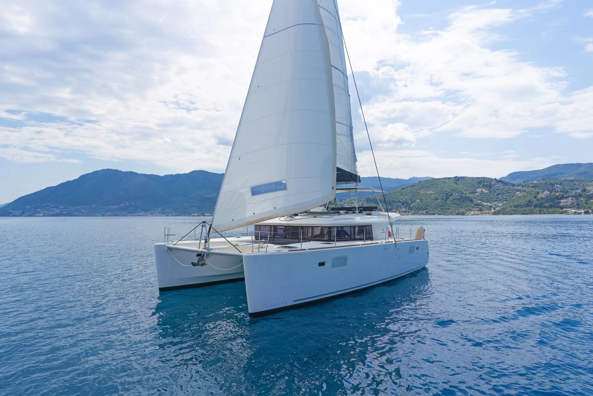 Thoe | Portway Yachting Worldwide
